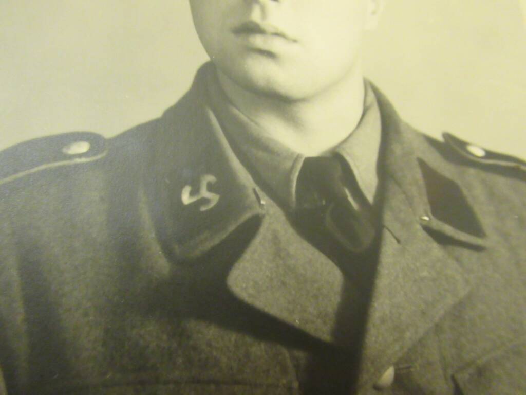 SS mann from Langemark division studio PC – German Militaria Mike